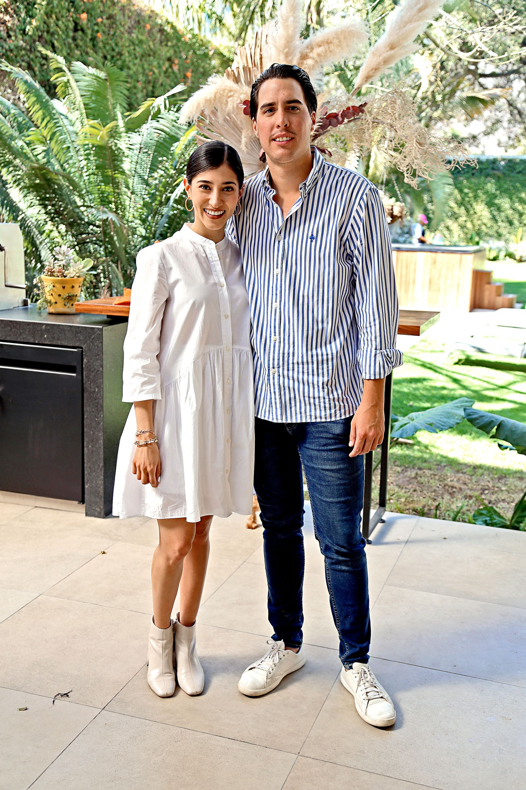 Ale Alpizar celebró su cumpleaños y compromiso – elnorte