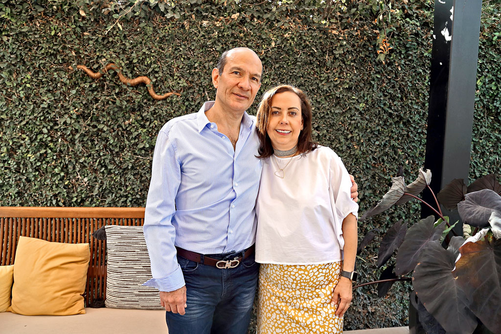 Ale Alpizar celebró su cumpleaños y compromiso – elnorte