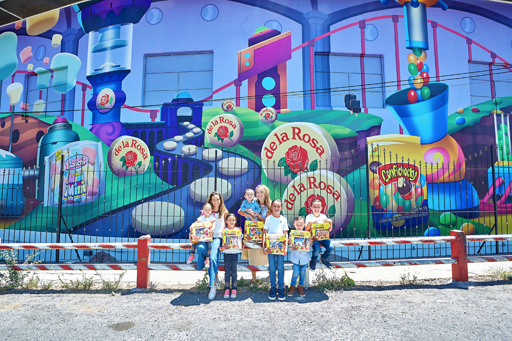 Dulces De La Rosa Logo