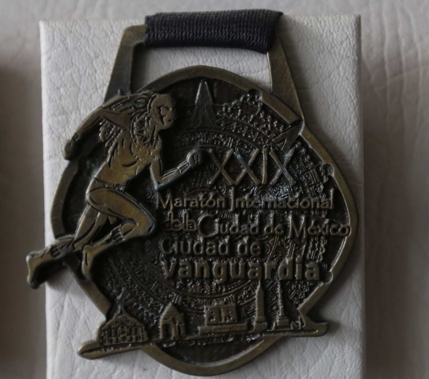 LAS MEDALLAS DEL MARATÓN CDMX – elnorte