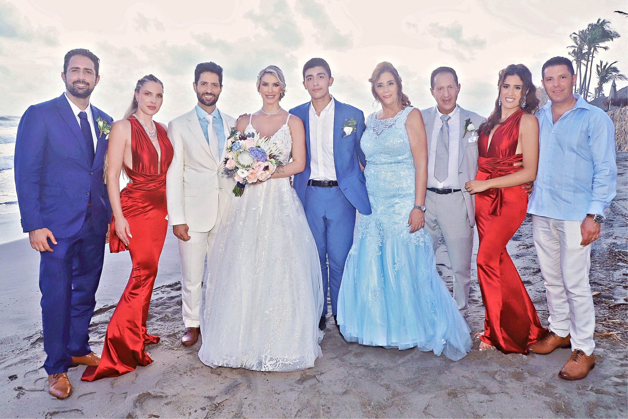 Omar Badui y Clara Hartmann celebran su boda en Acapulco