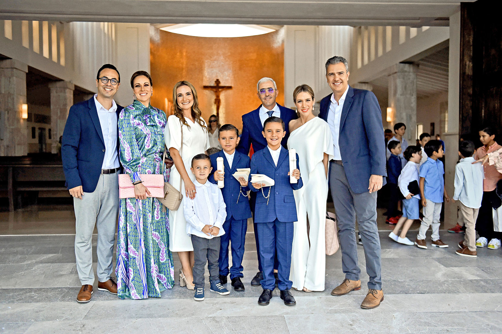 La Primera Comunión de Luca y Fabio André Rizzo Meier – elnorte