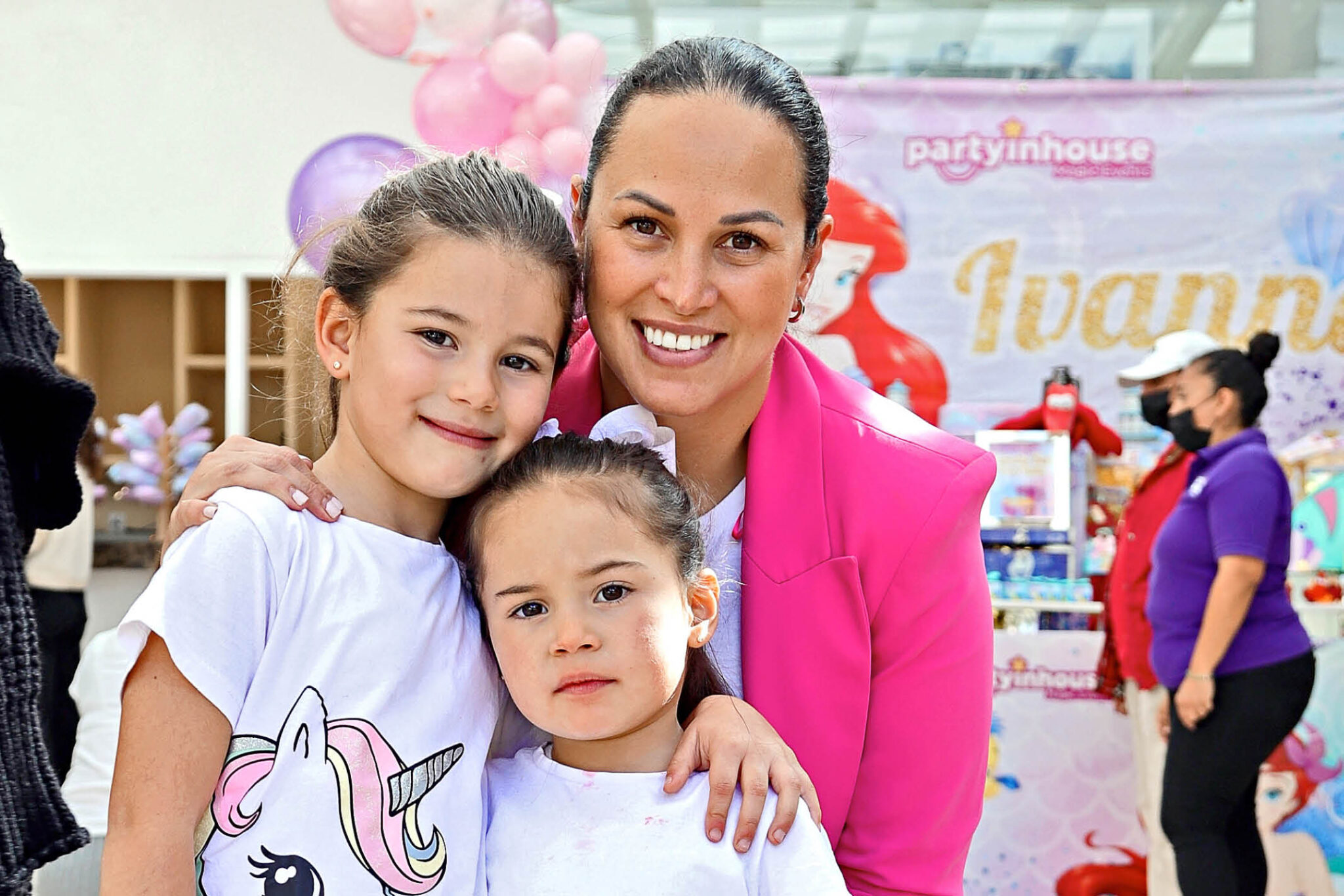 Regina Bautista celebra el cumple de sus hijas Ivanna y Micaela – elnorte