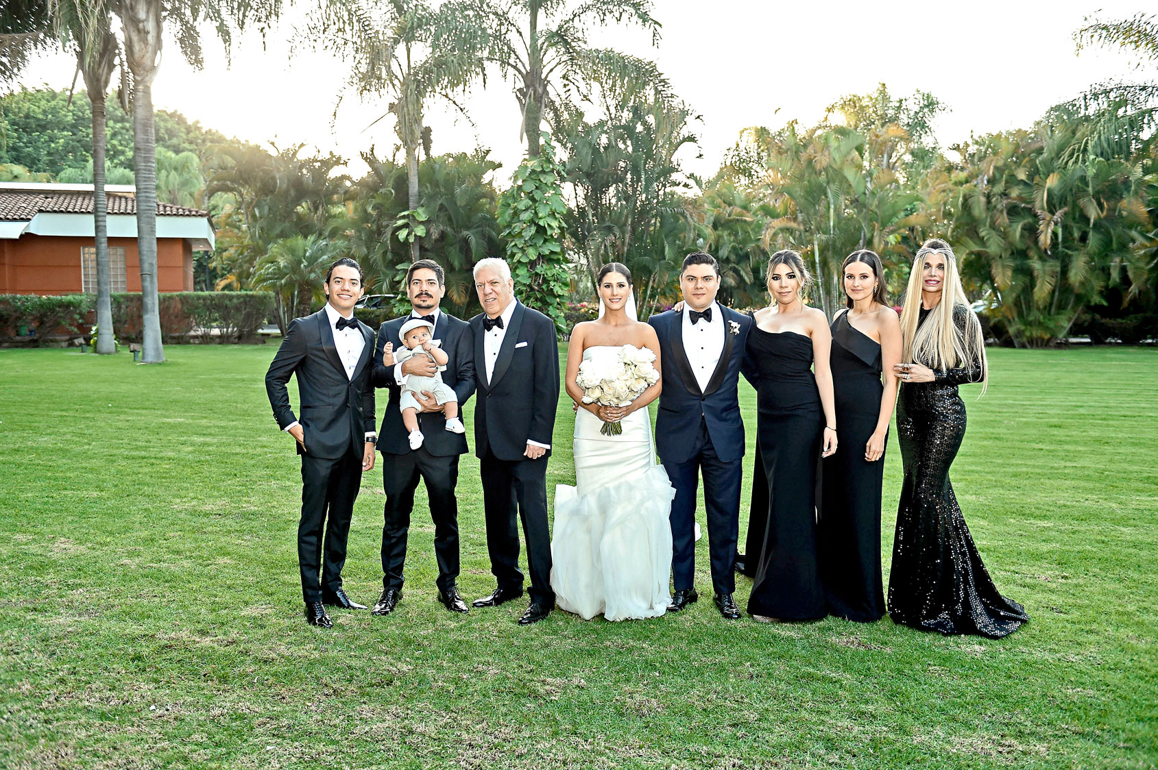 Licia Aceves y Juan Carlos del Toro se casan por la Iglesia – elnorte