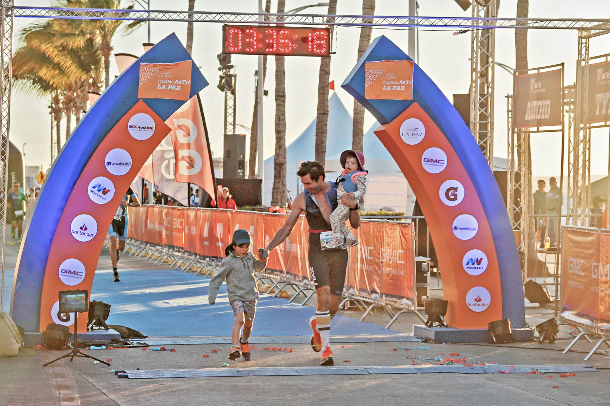 Demuestran su destreza en el Triatlón AsTri La Paz – elnorte