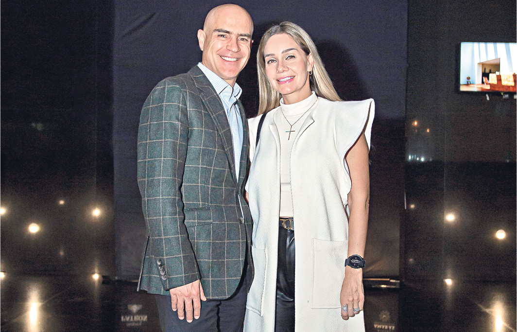 Antonio Farré presenta su nuevo libro – elnorte