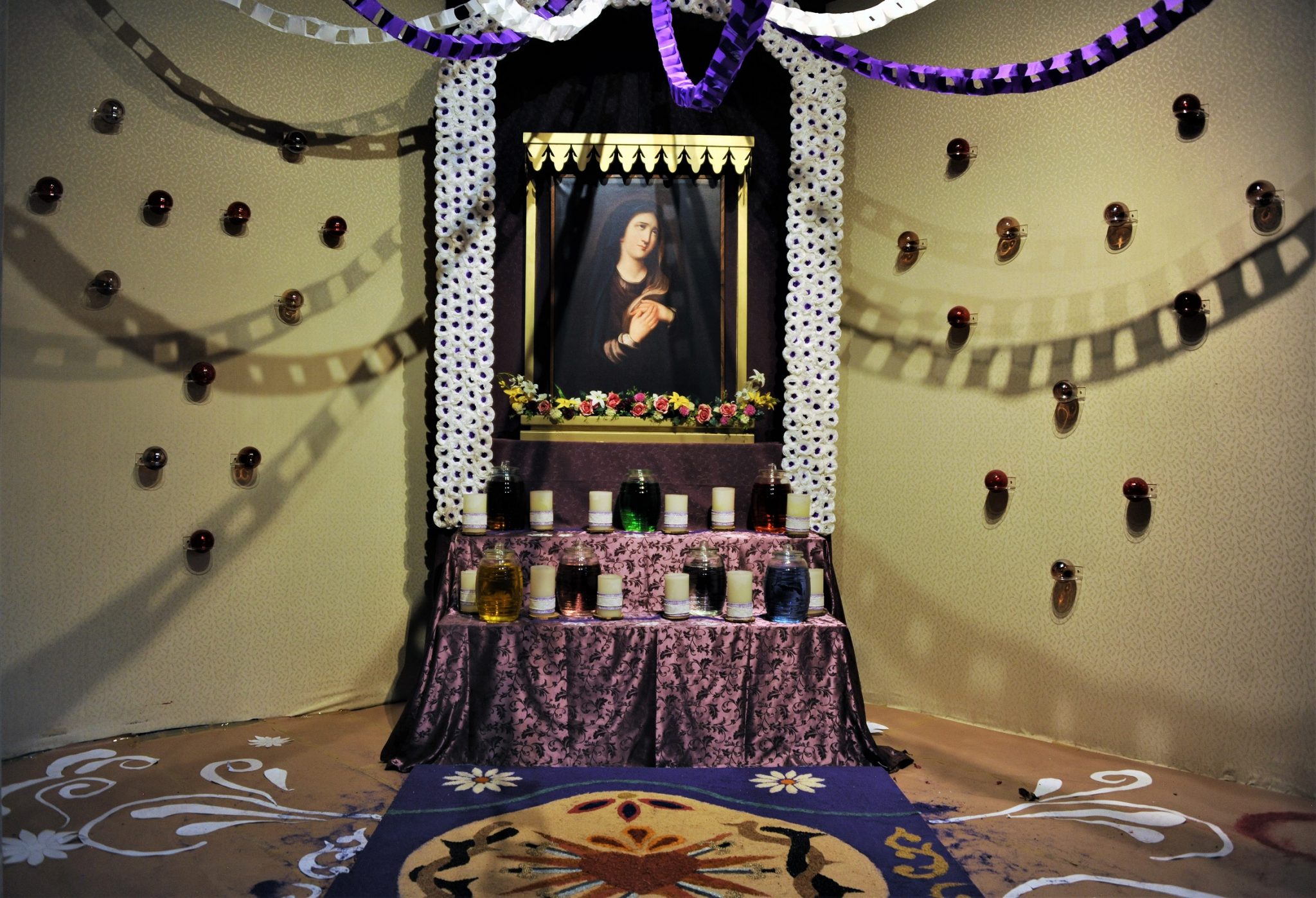 ¿Conoces el simbolismo de los Altares de Dolores?