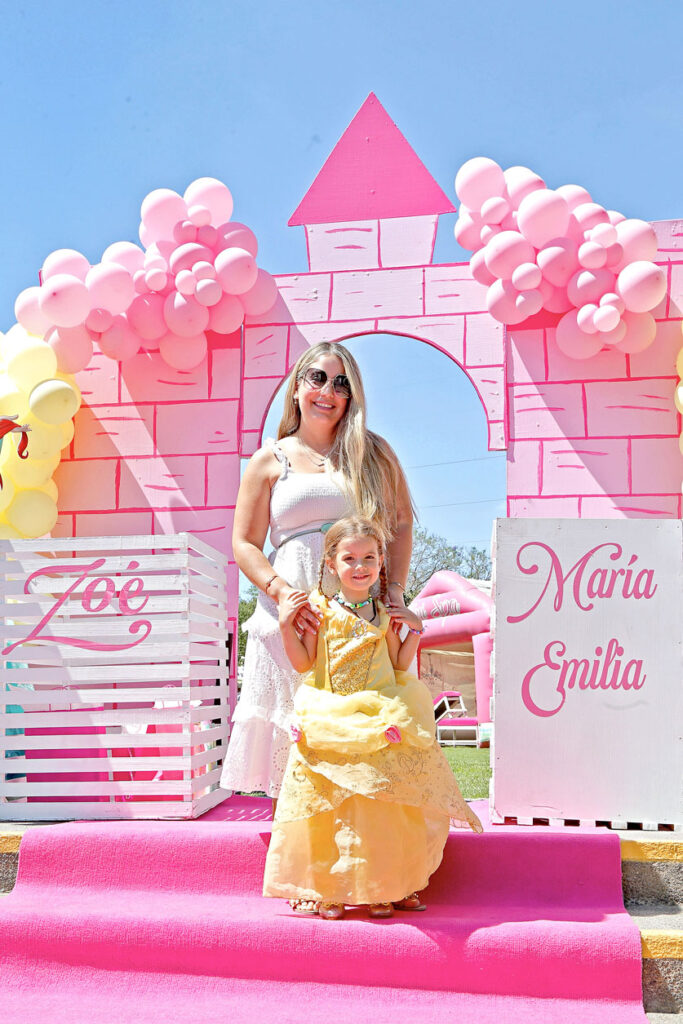 María Emilia y Zoé Martínez Rojo celebran juntas sus cumples – elnorte