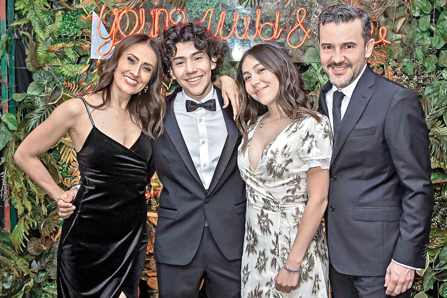 Se gradúan los chicos del Tomás Moro Lomas