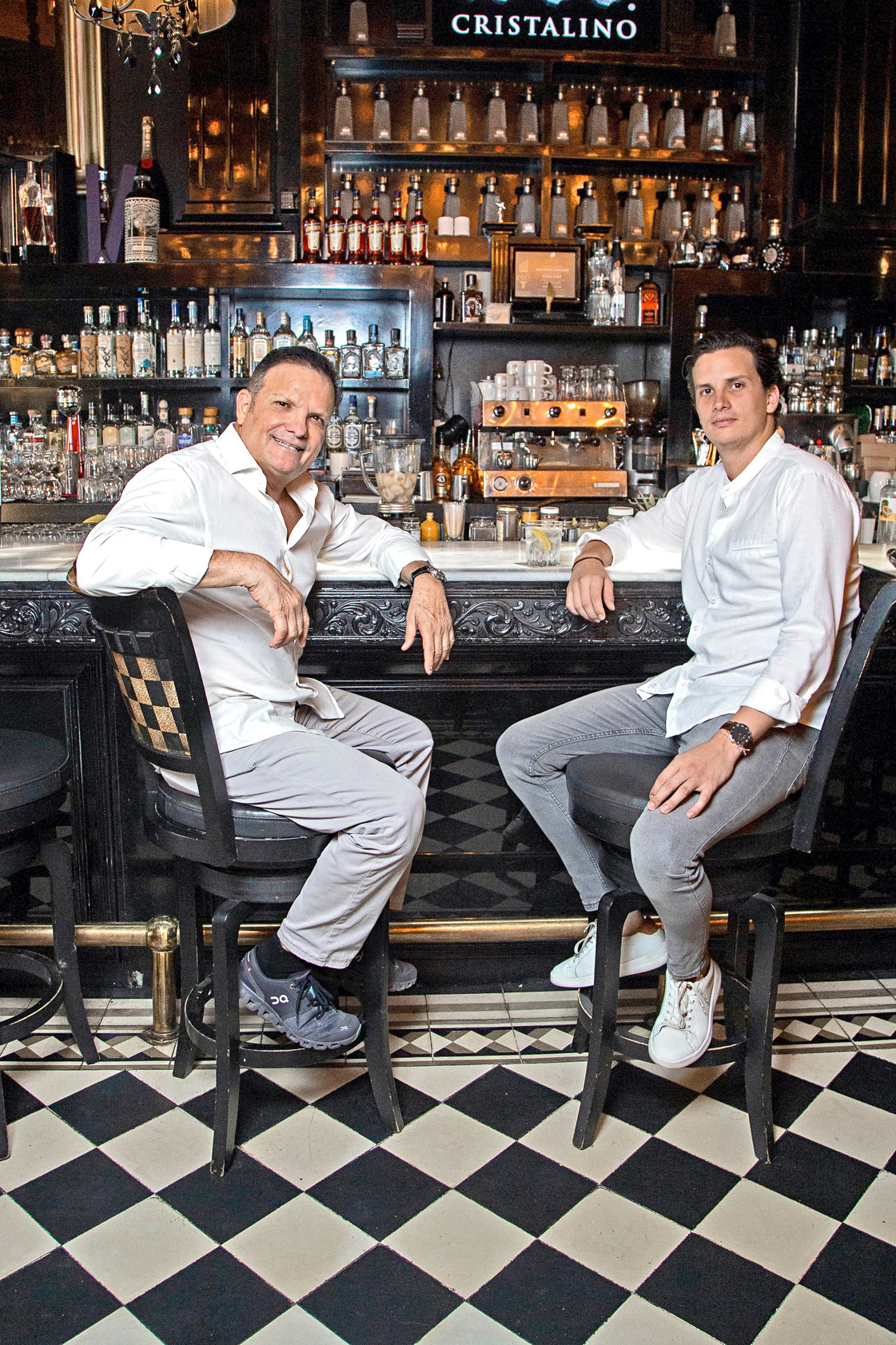 Conoce estos dos casos de papás e hijos que trabajan juntos – elnorte