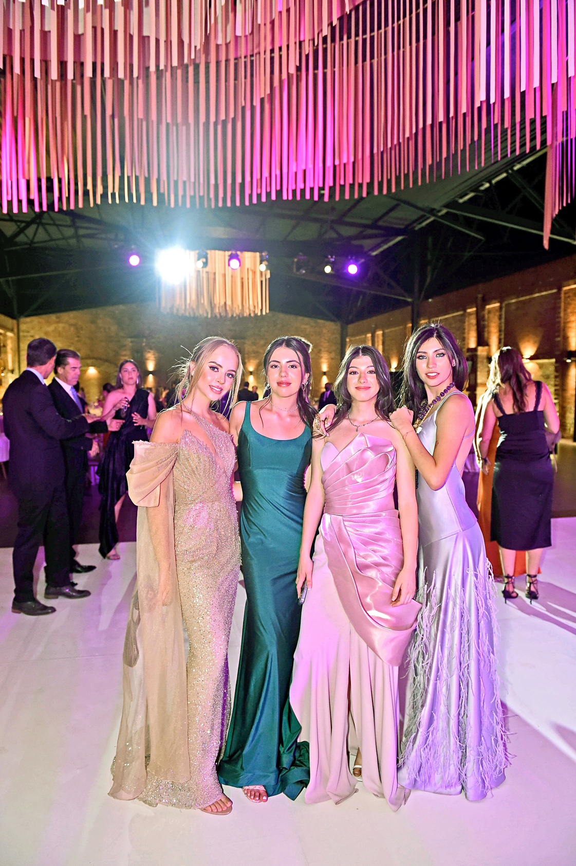 ¡Las chicas de Los Altos celebraron al máximo su graduación! – elnorte