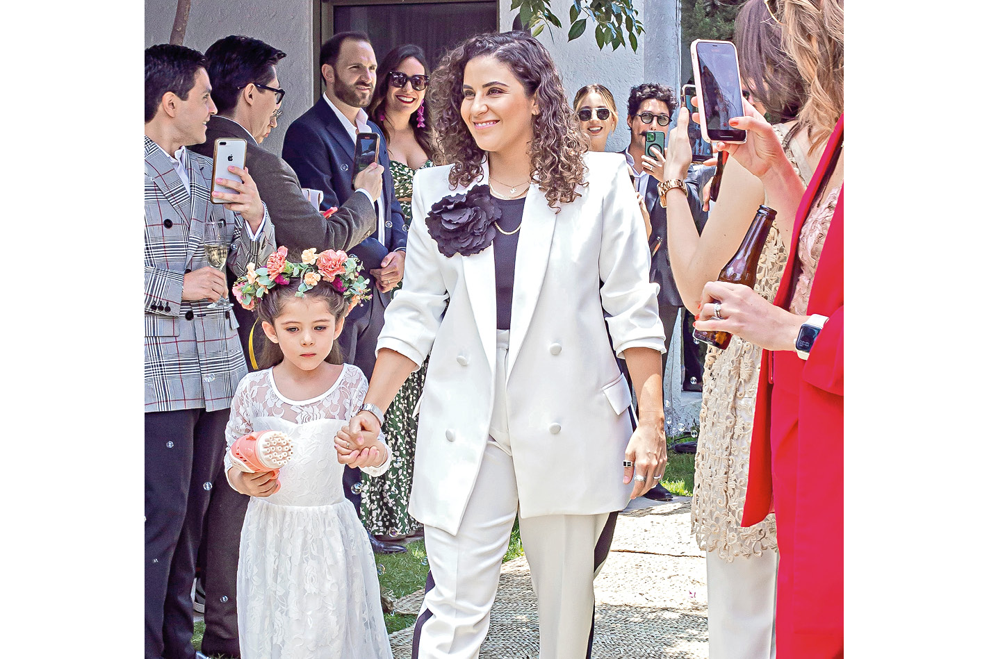 Saskia Niño de Rivera y Mariel Duayhe se dan el sí – elnorte