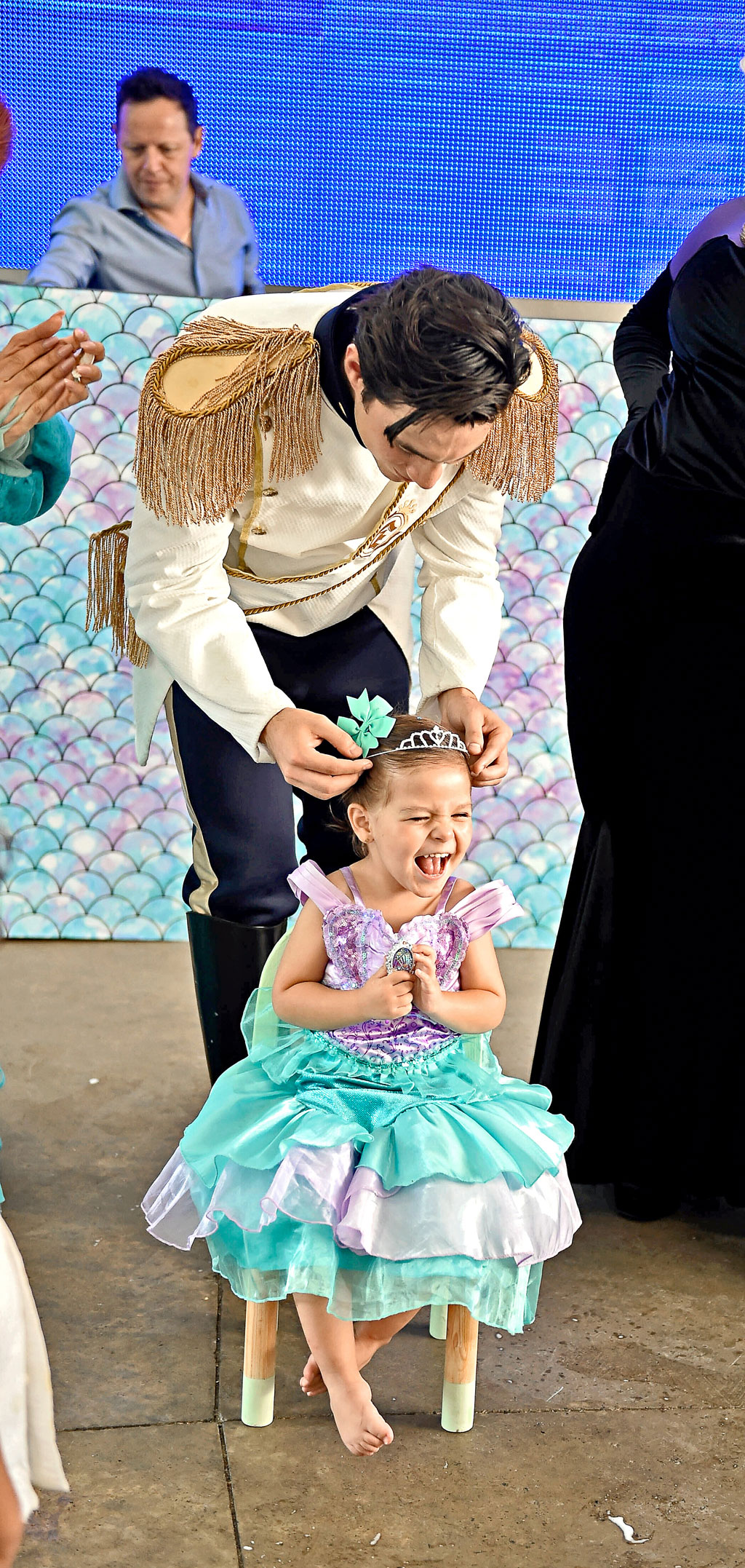 Piñata de Ana Paula Álvarez Valencia – elnorte