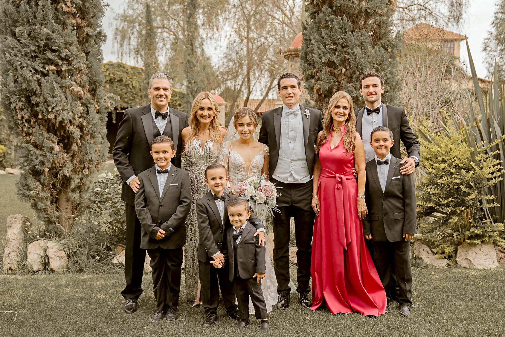 Esta fue la boda de Bárbara Medina y Roberto Meier – elnorte