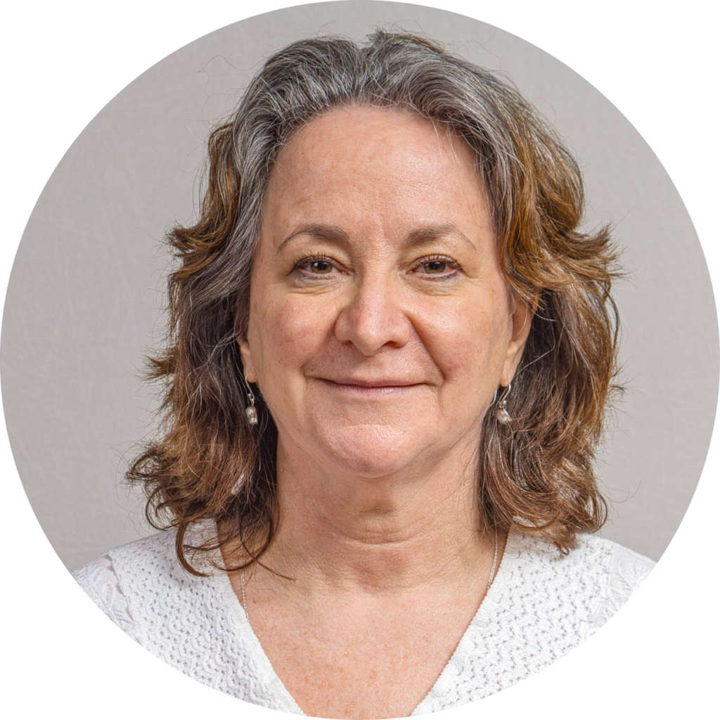 Dan cargos eternos a nuevos ministros y magistrados